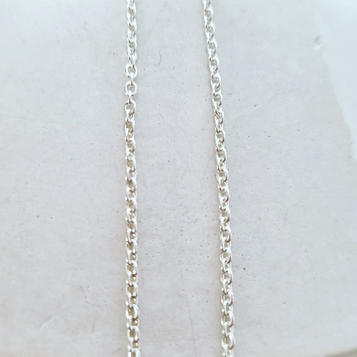 Short Round Cable Link Chain in Sterling Silver – Jewellery By Maree